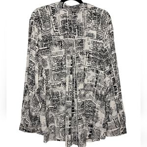 Penningtons | Tops | Penningtons In Every Story Graphic Print ...